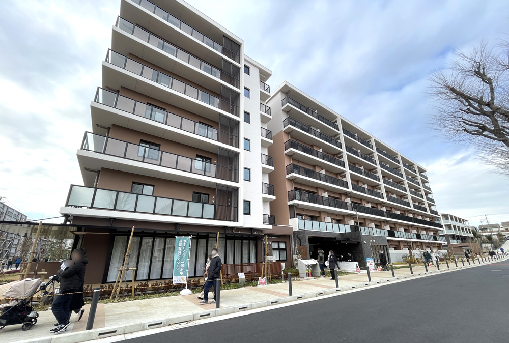 JKK東京初「JKKシニア住宅」の応募平均倍率が3.2倍！ バリアフリー仕様と見守り機能で安心・安全な暮らしをサポート | JKK東京